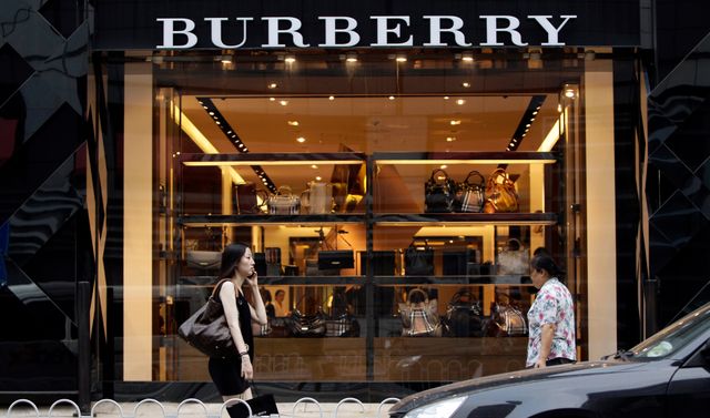 Estas son las 13 marcas de lujo que venden la ropa más cara y exclusiva ...