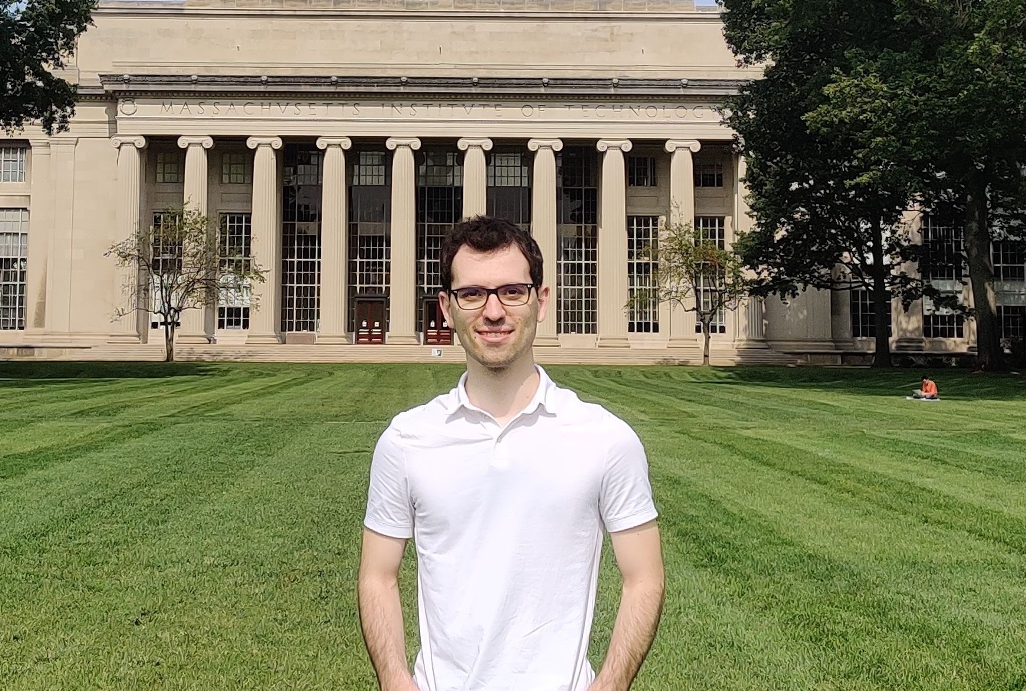 Este ingeniero español de 26 años ha rechazado trabajar en Amazon y ...