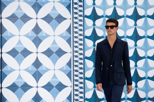 Estas son las 13 marcas de lujo que venden la ropa más cara y exclusiva ...