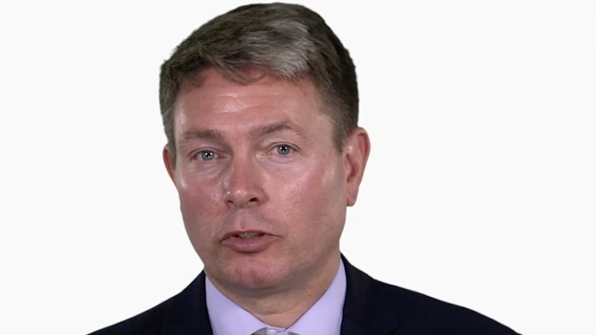 Un agente del FBI explica tres estrategias para contactar con cualquier ...