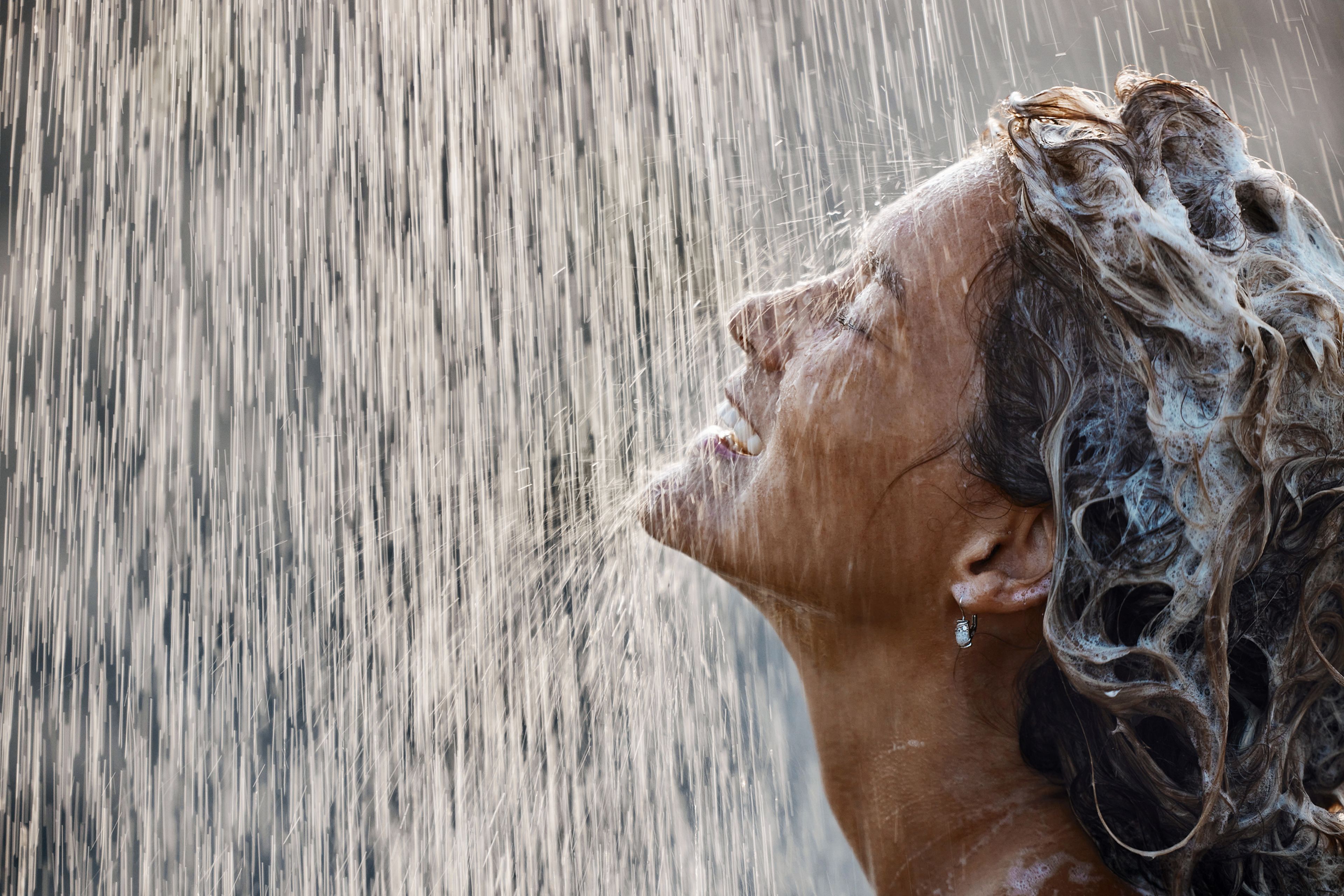 Cada cuánto tiempo hay que lavarse el pelo: la ciencia te lo explica Cada cuánto tiempo hay que lavarse el pelo: la ciencia te lo explica