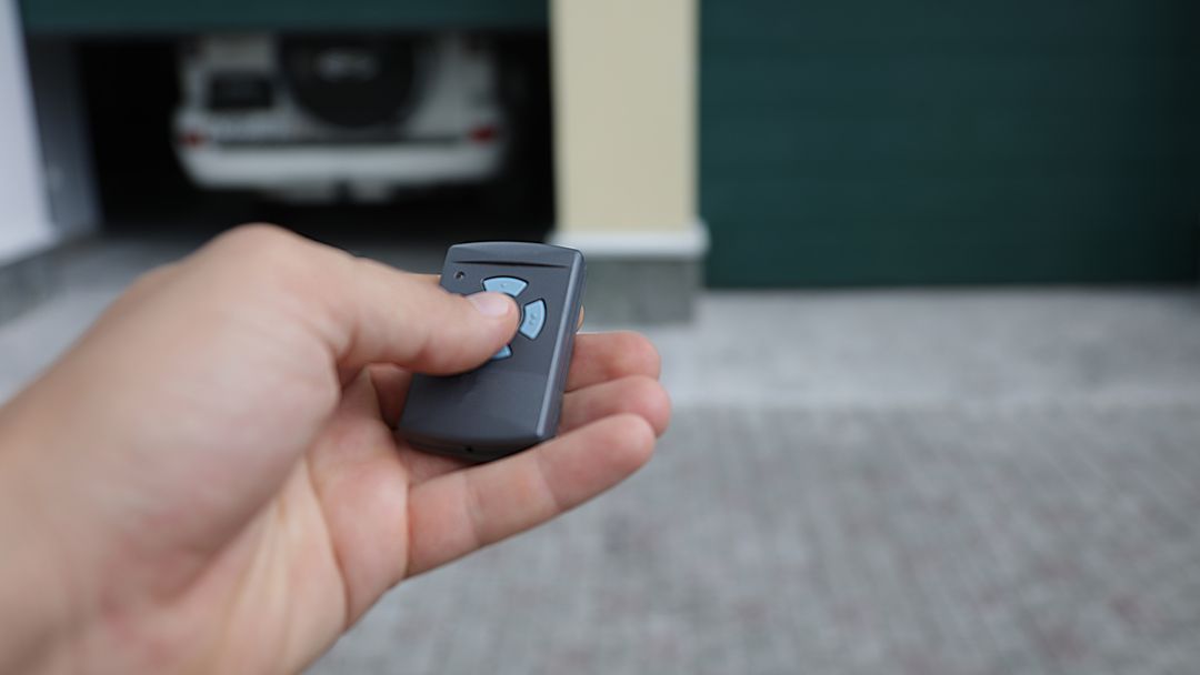 Cómo programar el mando de tu garaje