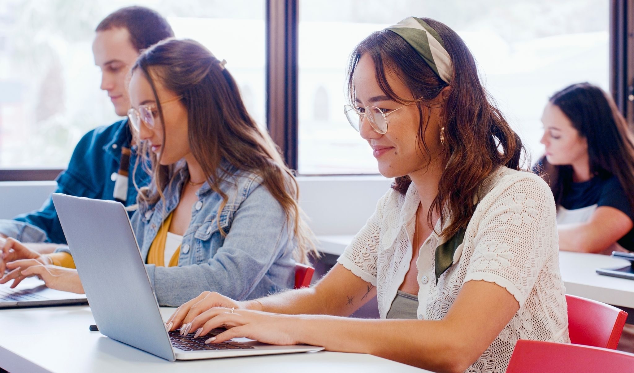 El BOE avisa con las becas MEC: estos son los motivos por los que tendrías que devolver la ayuda