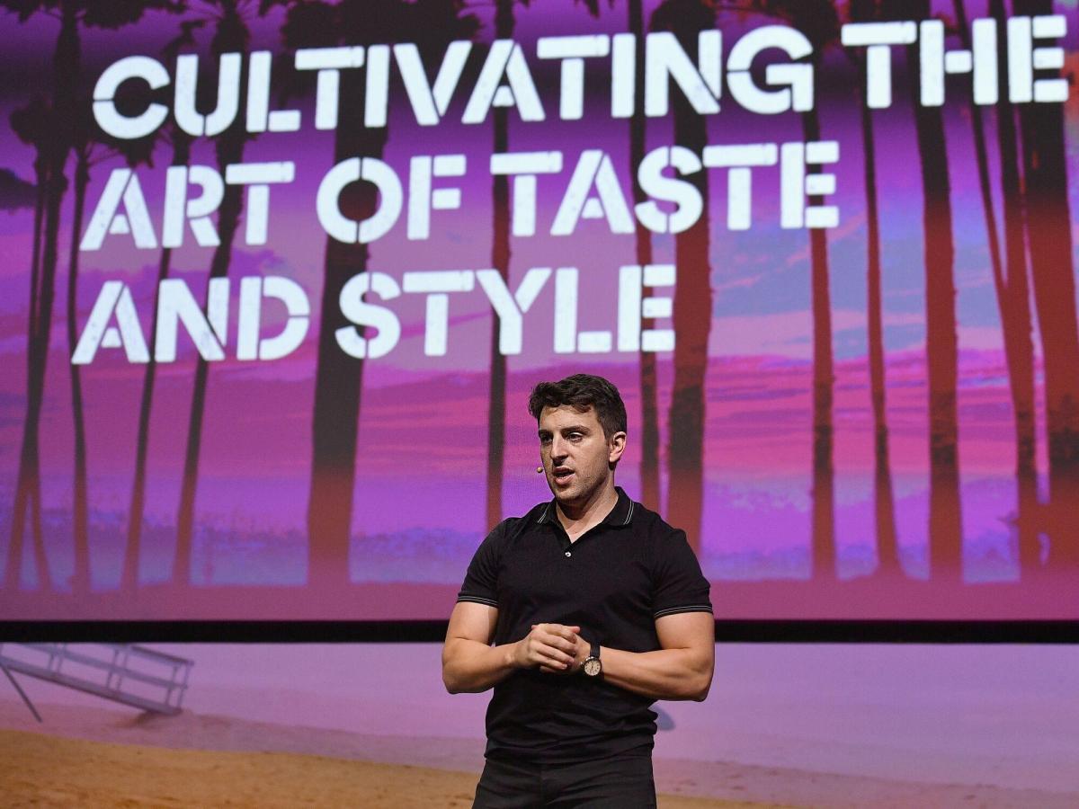 Brian Chesky: vida personal y trayectoria profesional del CEO de Airbnb ...
